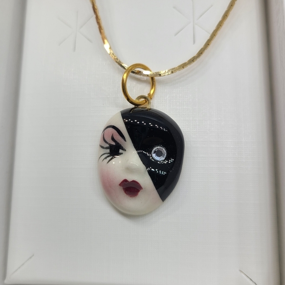 Fancy Faces | Jewelry | Vintage Fancy Faces Hand Painted Porcelain Mask ...